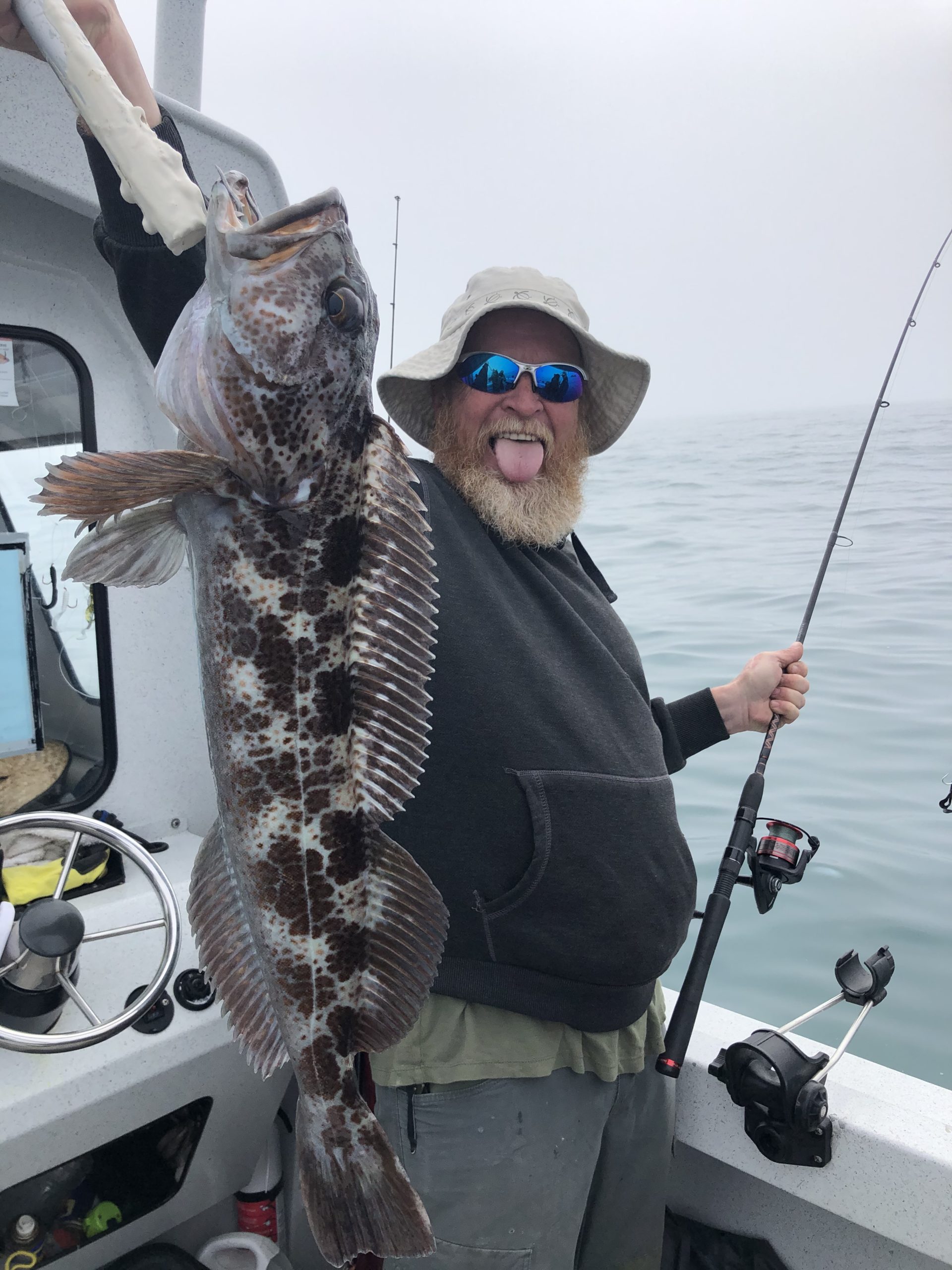 Oregon lingcod fishing Archives - Brookings Fishing Reports